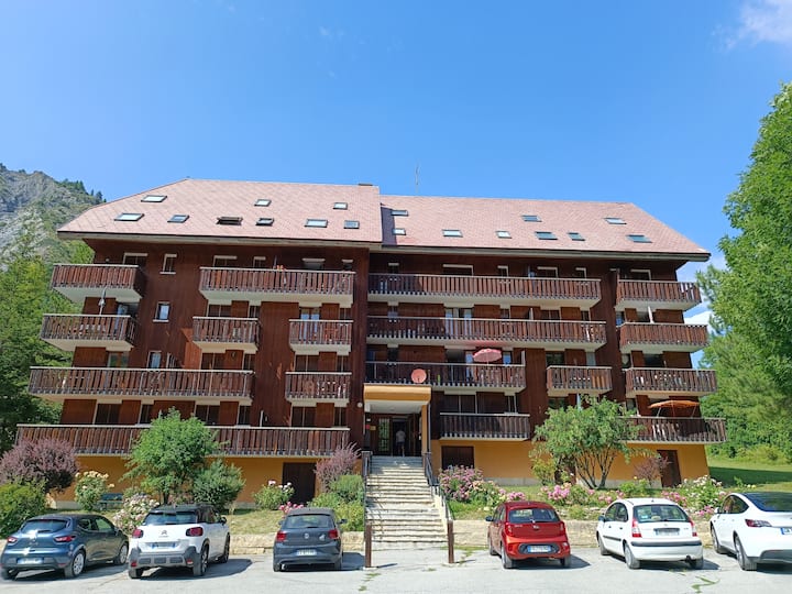 Allos: Studio 4 Pers, Centre à Pied - Colmars