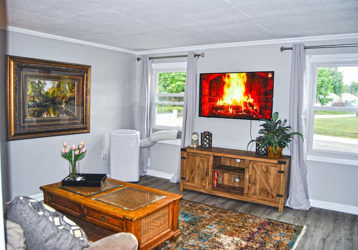 2 Bedroom With Queen Sofa Sleeper - Nashua, NH