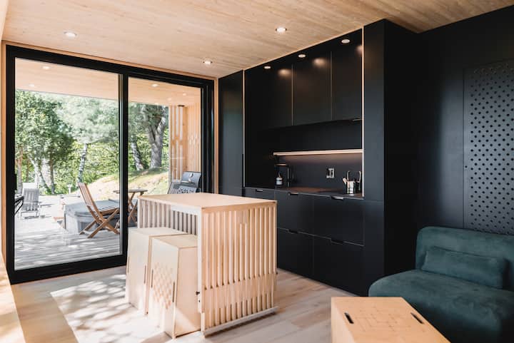 Micro-refuge_spa Privé + Lite Brite - Micro 18 - Shawinigan