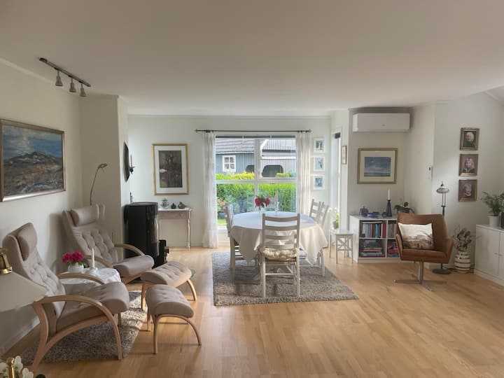 Sentrum Nært Hus, Ved Strand Og Turområde - Stavanger