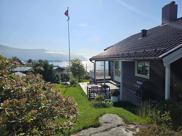 Villa Ved Havet I ÅLesund - Alesund