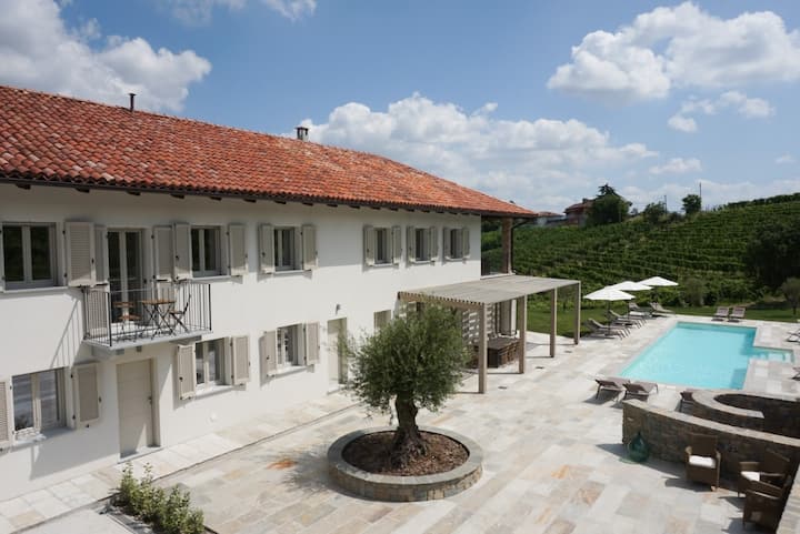 Cascina Canelli - Apt. Asti - Itália