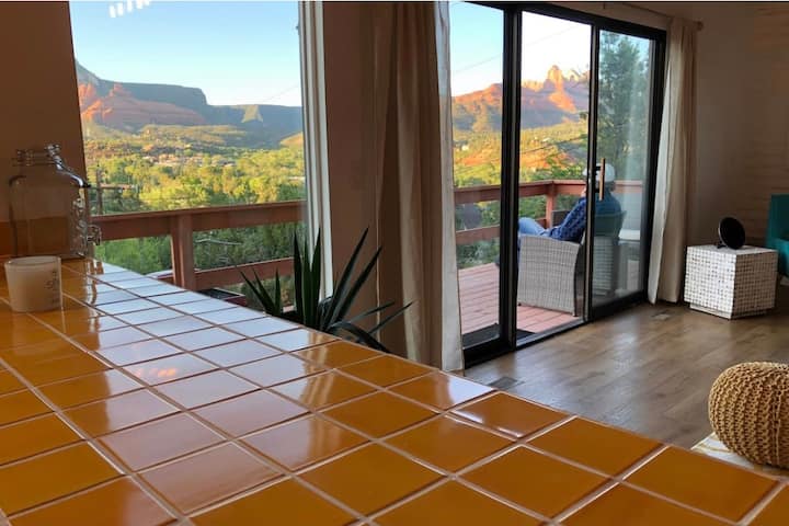 Indulge In The Views And The Energy Of Sedona. - Sedona, AZ