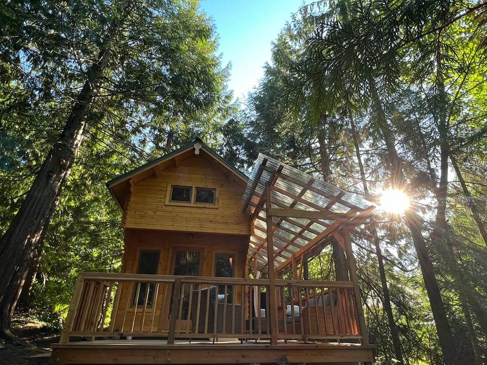 British Columbia Cabin Vacation Rentals - Canada | Airbnb