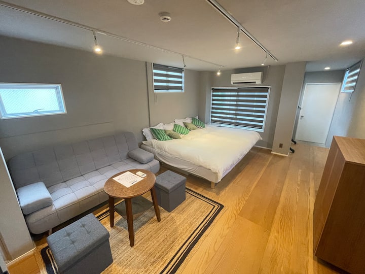 Spacious Studio Near The Imperial Palace - Kyoto