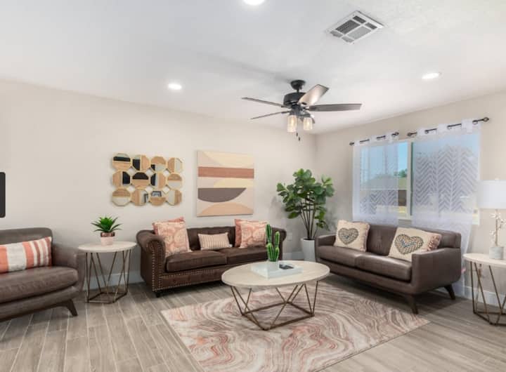 Old Town Scottsdale Getaway Home - Scottsdale, AZ