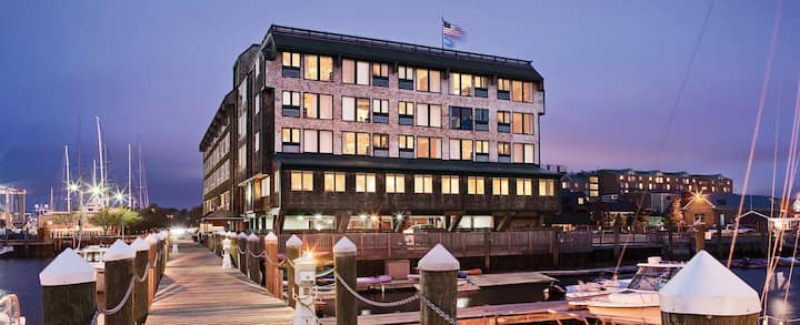 Long Wharf Inn 2 Bedroom - Newport, RI