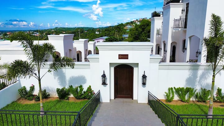 Las Haciendas, Villa 2 - Belize