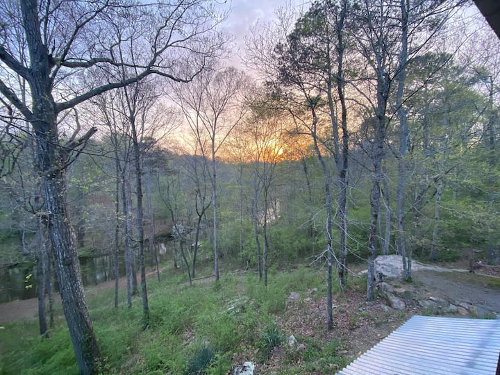 Creek Side Luxury Camping - Short Creek Homestead - Alabama
