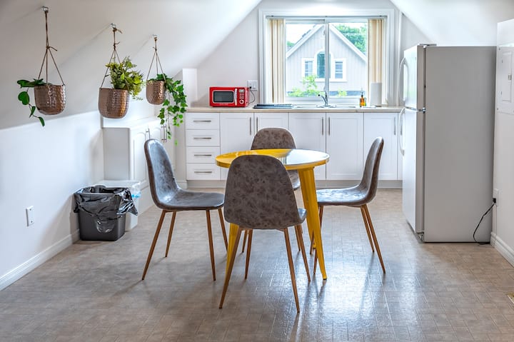 Spacious Loft In Downtown - Waterloo