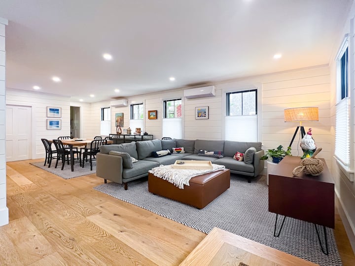 West End Designer Home - Herring Cove Beach, MA