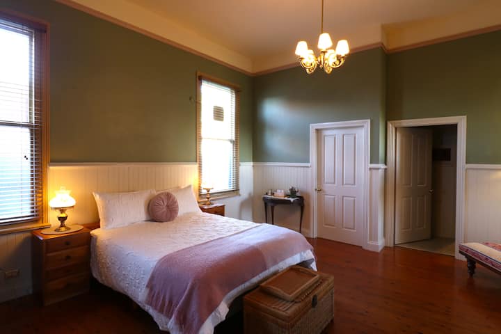 Richard Collins Suite @ The Exchange - Tamar Valley