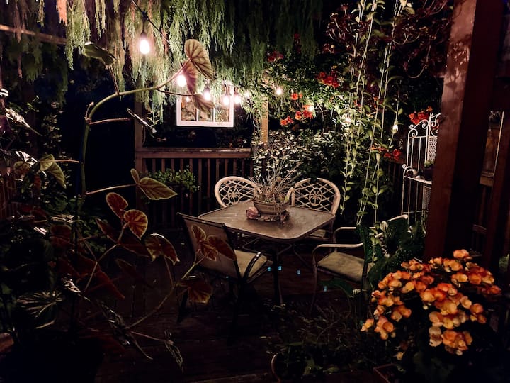 Woodwardia Abode - Portland, OR