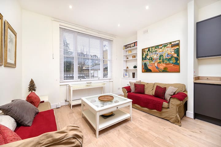 Cosy 2-bed Flat In West Kensington! - London, UK