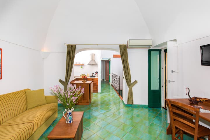 “Il Rifugio Degli Dei” Dioniso - Positano