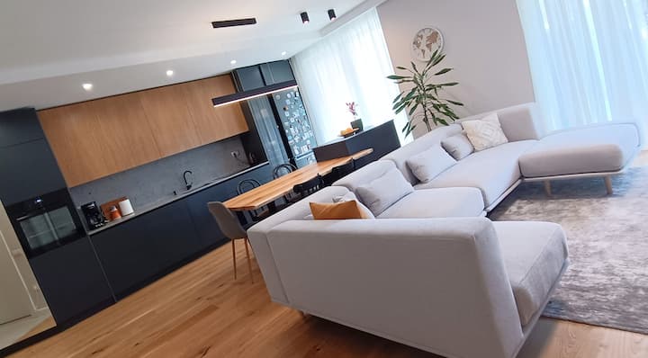 Apartament Untold. Zona Iulius - Cluj-Napoca