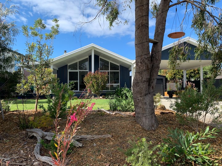 Ocean Blue Beach House - Inverloch