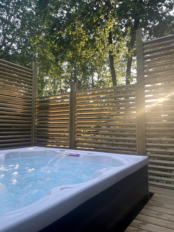 Hébergement Avec Jacuzzi Privé - Royan