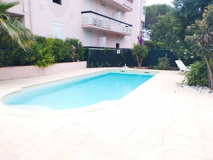 Appartement  Piscine Mer à 800m - Sainte-Maxime