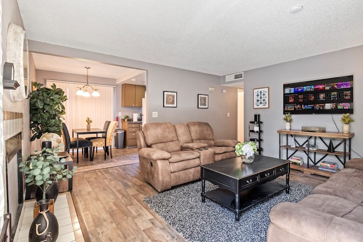Cozy 2br Retreat In Citrus Heights W/ Parking - Citrus Heights, CA