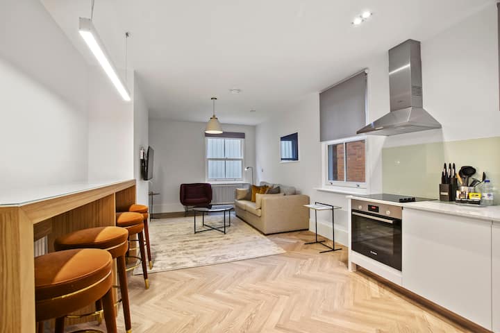 Two Bed Apartment In Reading - Select Car Leasing Stadium