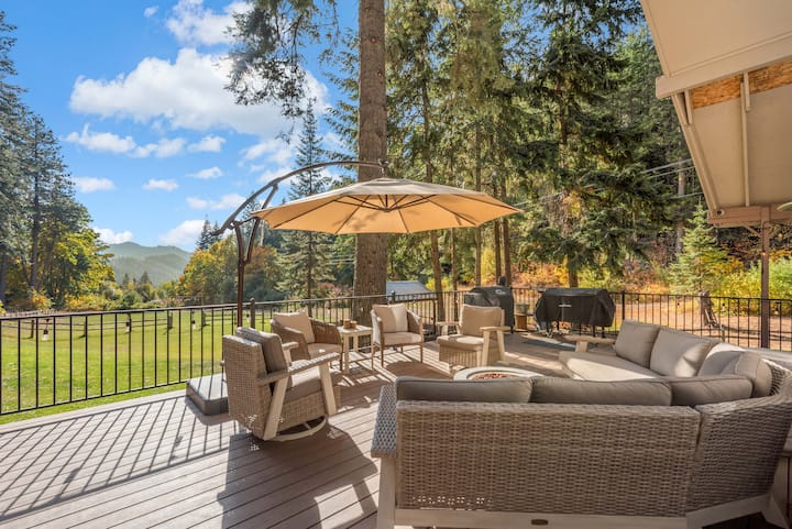 Lewis Ranch- W/ Private Mountain - Plain, WA