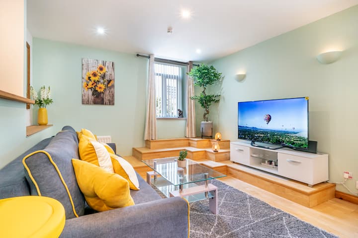 Simply Stunning 2br | City Centre | Queens Uni - Belfast