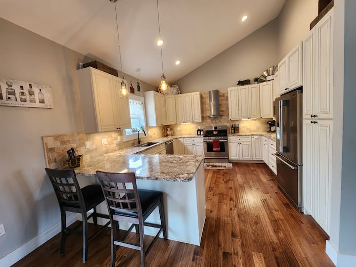 5 O'clock Ranch - Traverse City, MI