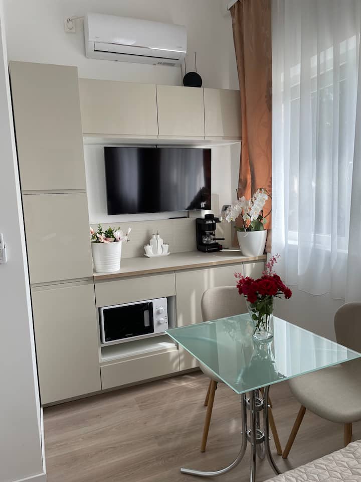 Elegáns úJ Szoba Fūrdōszoba - Debrecen