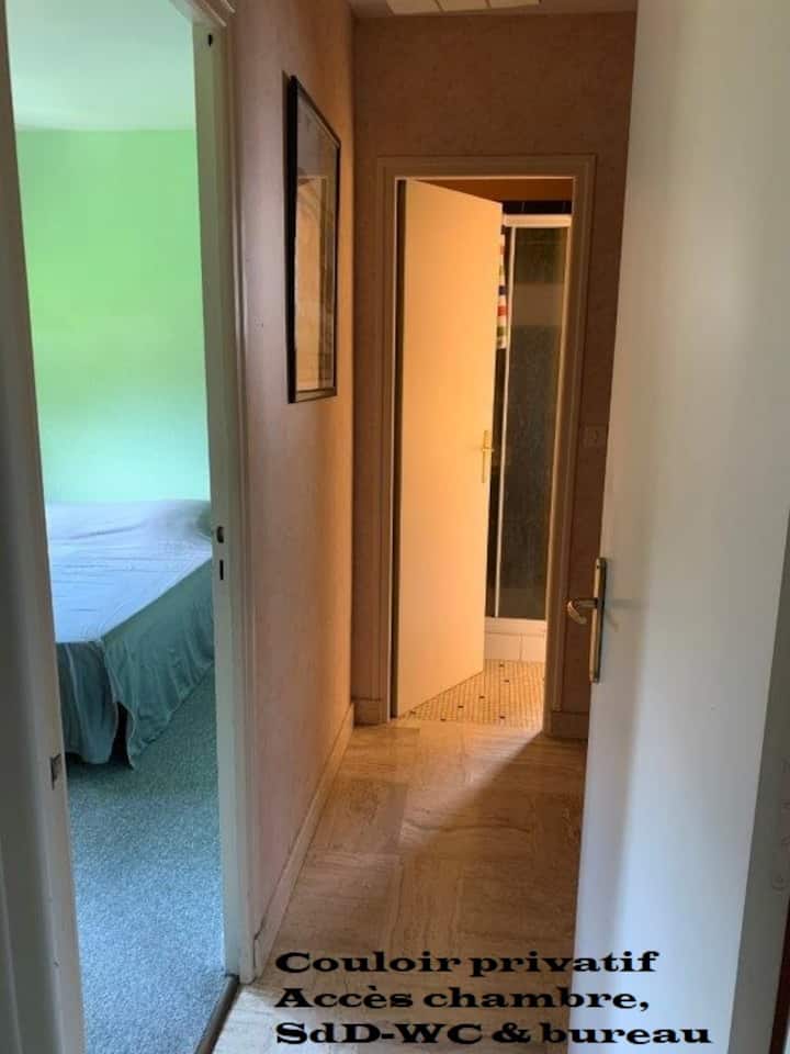 Chambre, Bureau, Douche - Wc - Cesson-Sévigné