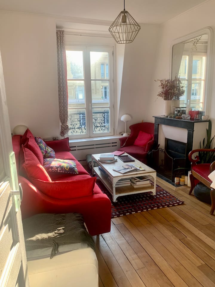Un Cocon Sous Les Toits De Paris - Paris