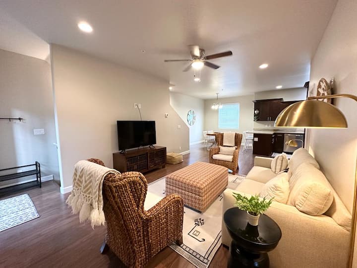 Charming Summer-winter Getaway - Flagstaff, AZ