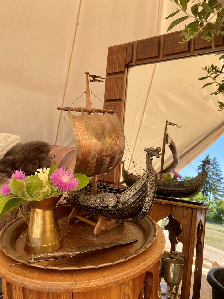 The Viking Tent, Sörby Glamping By Göta Kanal - Borensberg