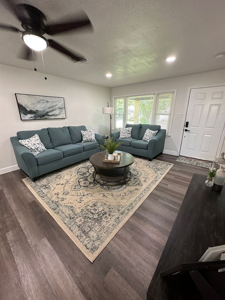 The Cozy House - Lawton, OK