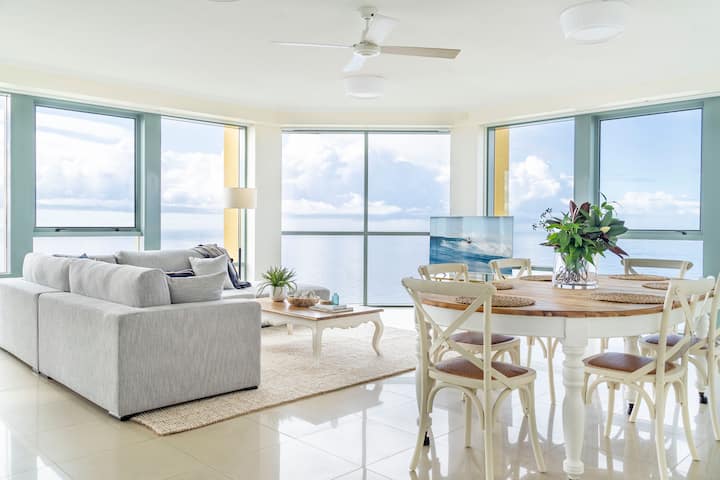 Panoramic Ocean Views + Fantastic Facilities - Surfers Paradise