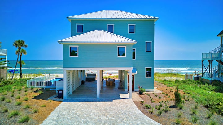 Beachfront, Private Pool, Hot Tub, Elevator - St. George Island, FL