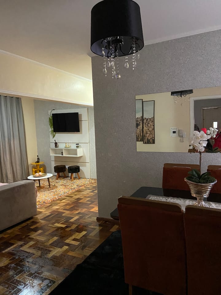 Apartamento Espaçoso E Central - Santa Maria