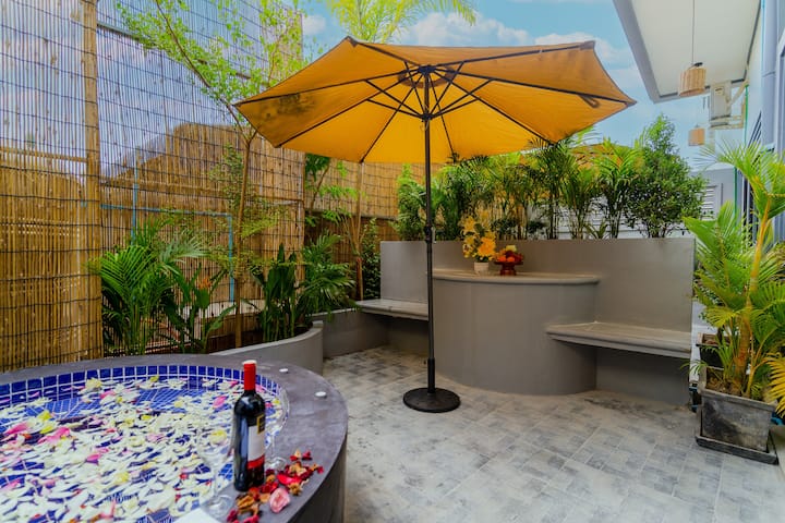 Room Private Bath Tub With Garden View +Bicycle - Cambodia