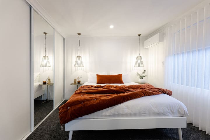 Stylish Urban Stay Ultra-modern Villa C - City of Cockburn