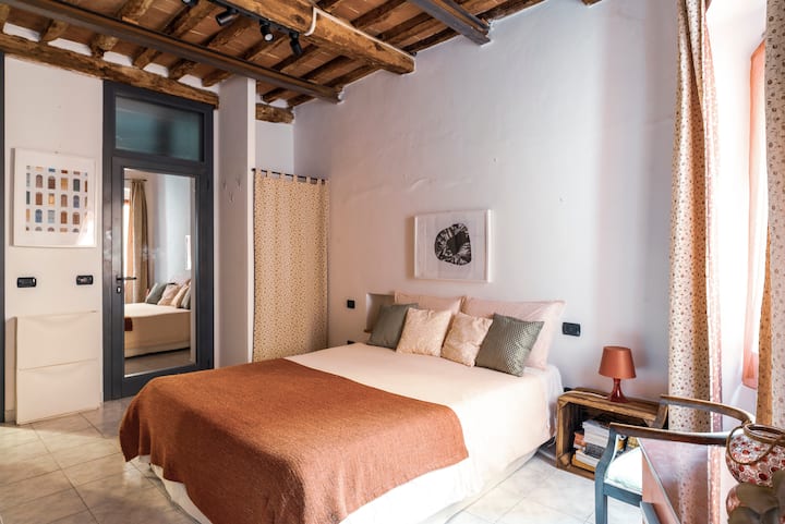 Une Chambre Dans L'art - Carrara