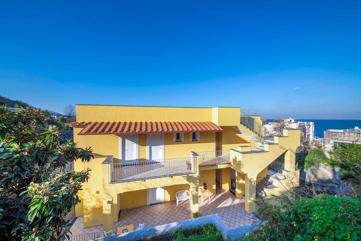 Camera Familiare - B&b La Vigna Ischia Ponte - イスキア