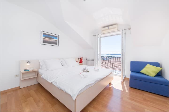 Penthouse Apartment - 3br Vodice - Vodice