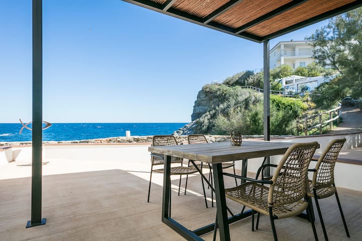 Beautiful House By The Sea - Llançà