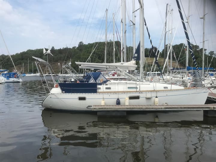 Ce Bateau Est Oceanis 351 - La Roche-Bernard