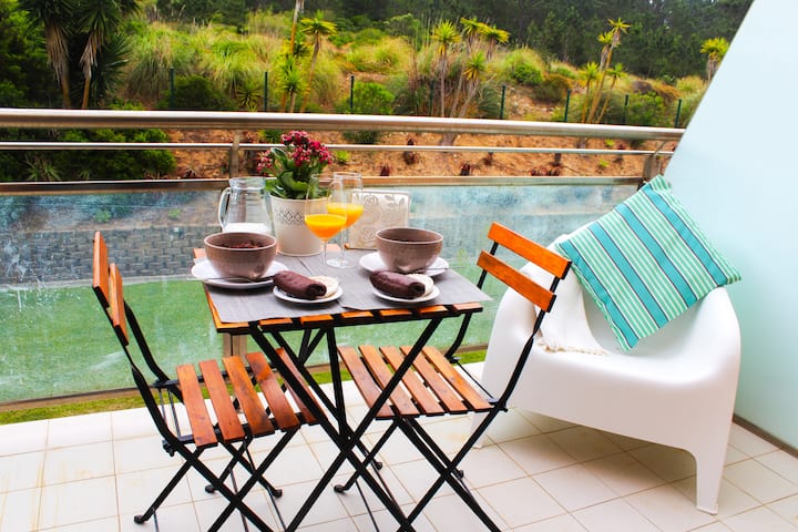 Ericeira-summertime & Surf Studio-balcony-a/c - Ericeira