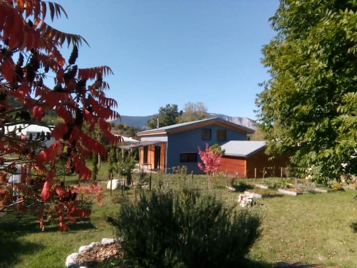 Villa Beaux Volumes Et Jardin - Châtillon-en-Diois