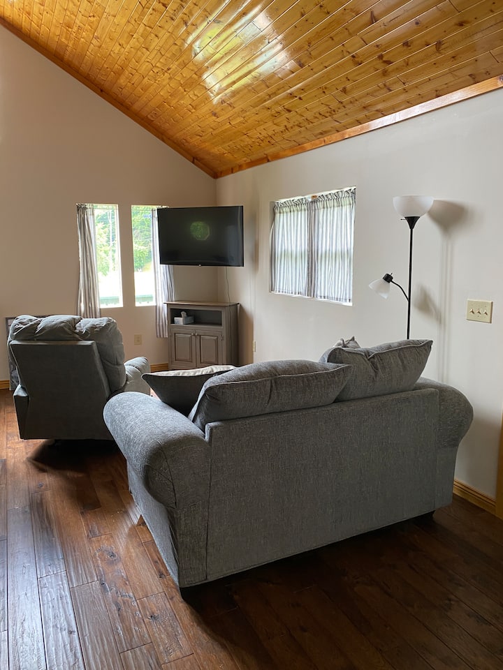 Papaw’s Cozy Cabin At Nrg! - Fayetteville, WV