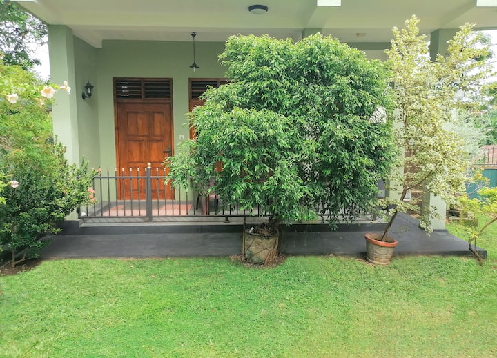 Cozy Villa Near Hikkaduwa Beach - Hikkaduwa