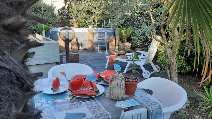 Villasalagiochiparking7kmmare
Trapisafortedeimarmi - Viareggio