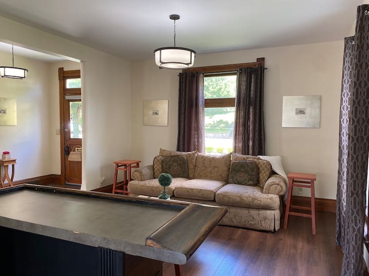 Whole House, Pool, Free Parking And Wi-fi - Athens, OH